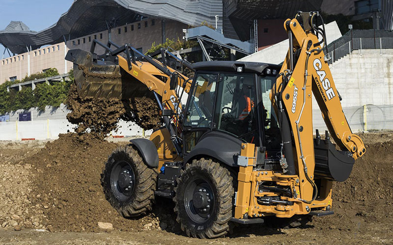 Case 695ST – Troost Machinehandel & Techniek