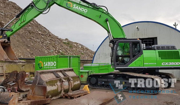 Case CX350D – Troost Machinehandel & Techniek