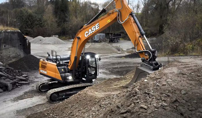 Case CX250E – Troost Machinehandel & Techniek