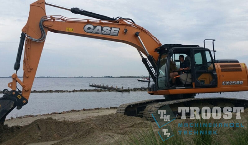 Case CX250E – Troost Machinehandel & Techniek