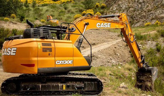 Case CX130E – Troost Machinehandel & Techniek