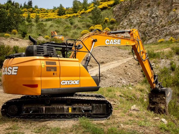 Case CX130E – Troost Machinehandel & Techniek